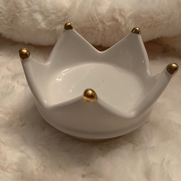 Accents | Rae Dunn Queen Crown Candle Topper New | Poshmark